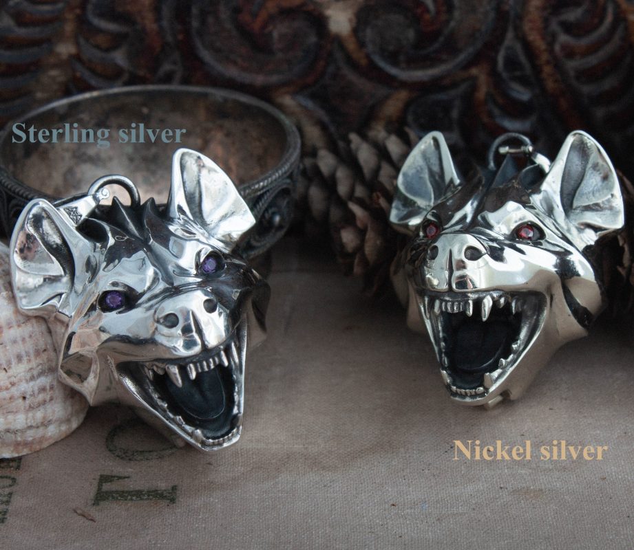 Handmade Hyena pendant – Mastenarium